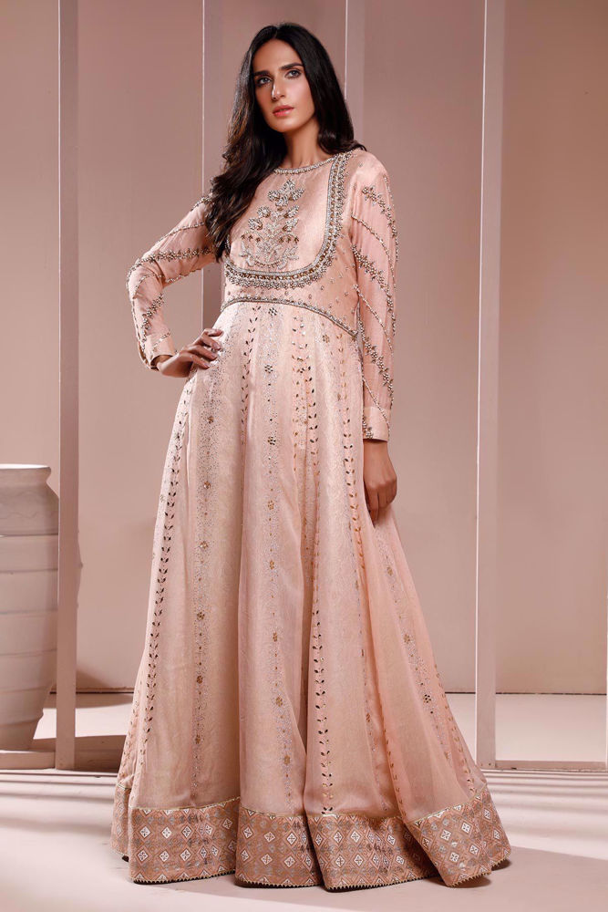 Amara - pink | Annus Abrar - Women's clothing Designer